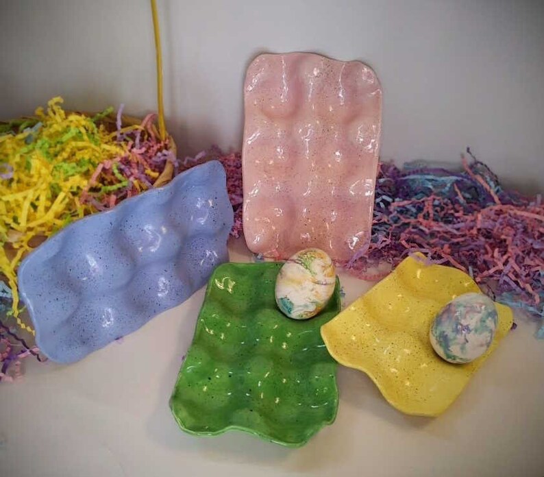 Ceramic Egg Tray for 6 Eggs, Easter Egg Carton in 4 Different Colors ...