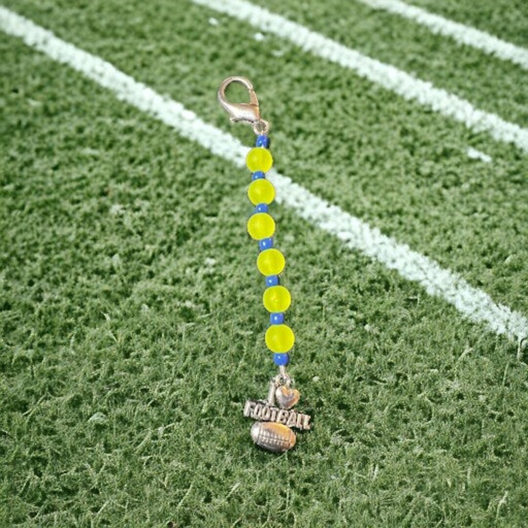 Green and Blue Seattle Seahawks I Heart Football Scissor Fob, Purse ...