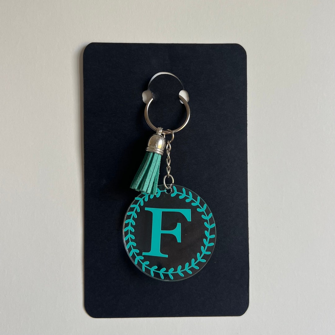 Personalized Border and Letter Keychain silver - Etsy