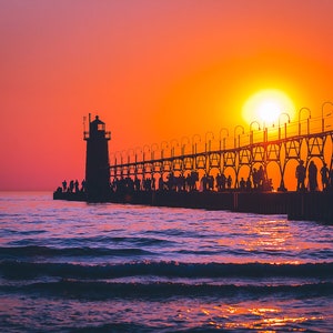 Serene Sunset at South Haven South Pier Lighthouse - Canvas Wall Art ...
