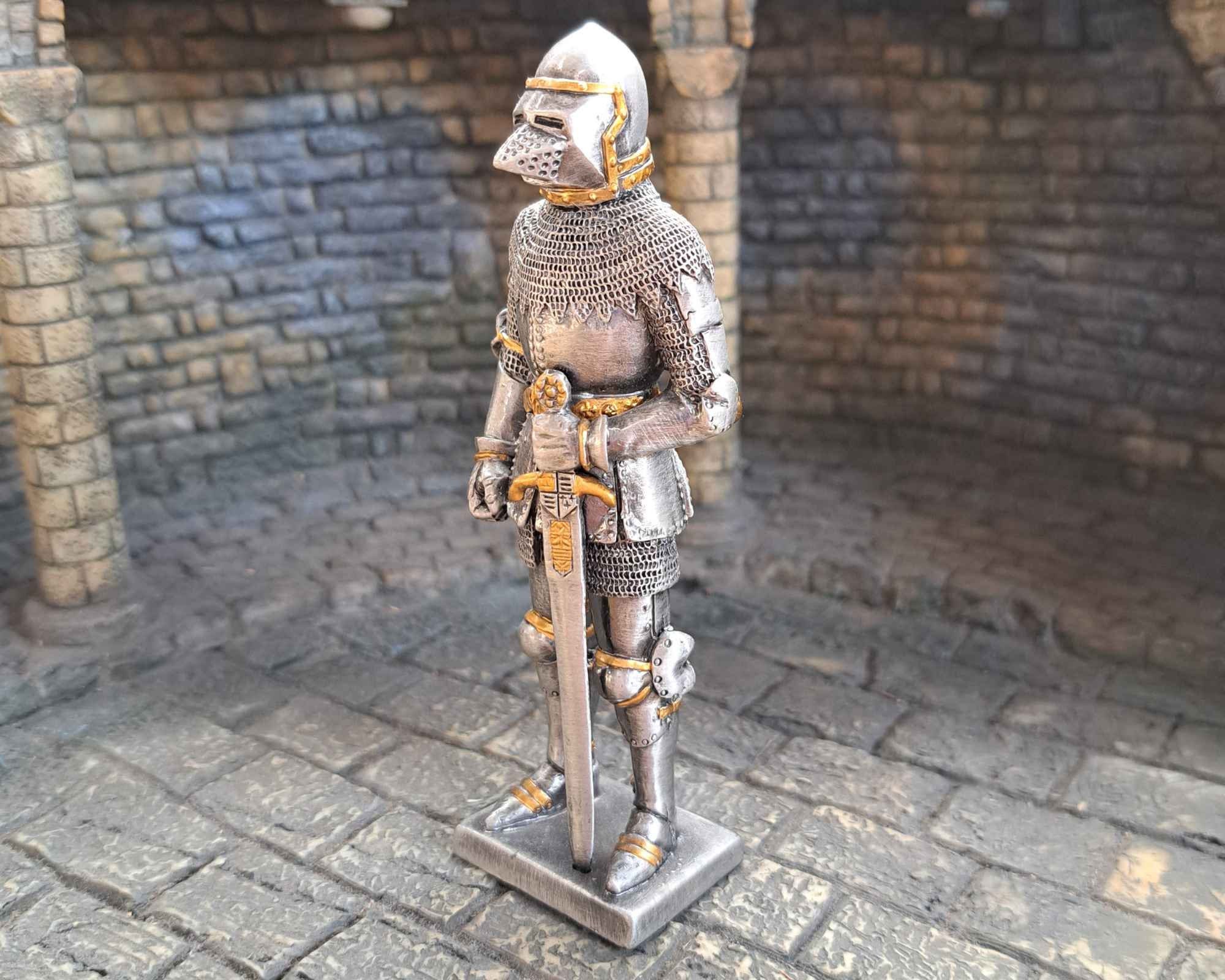 15th Century Knight in Bascinet Helmet - Solid Metal Knight Statue - Etsy