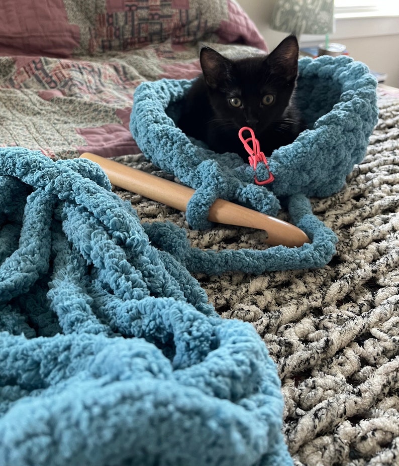 1-skein Cozy Cat Bed Crochet Pattern - Etsy