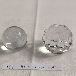 2 Paperweights Small Balls Made of Cut Crystal Glass - Etsy