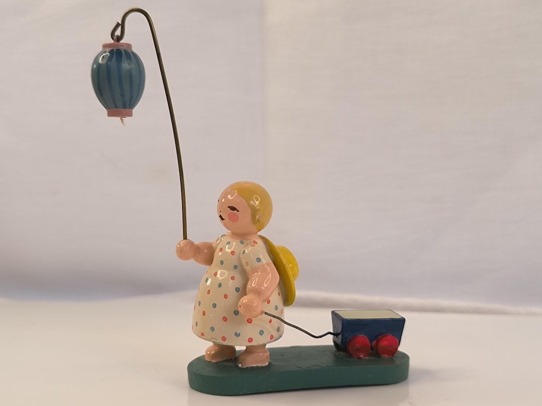 Wendt and Kühn "girl With Yellow Hat, Lantern and Handcart" Erzgebirge ...