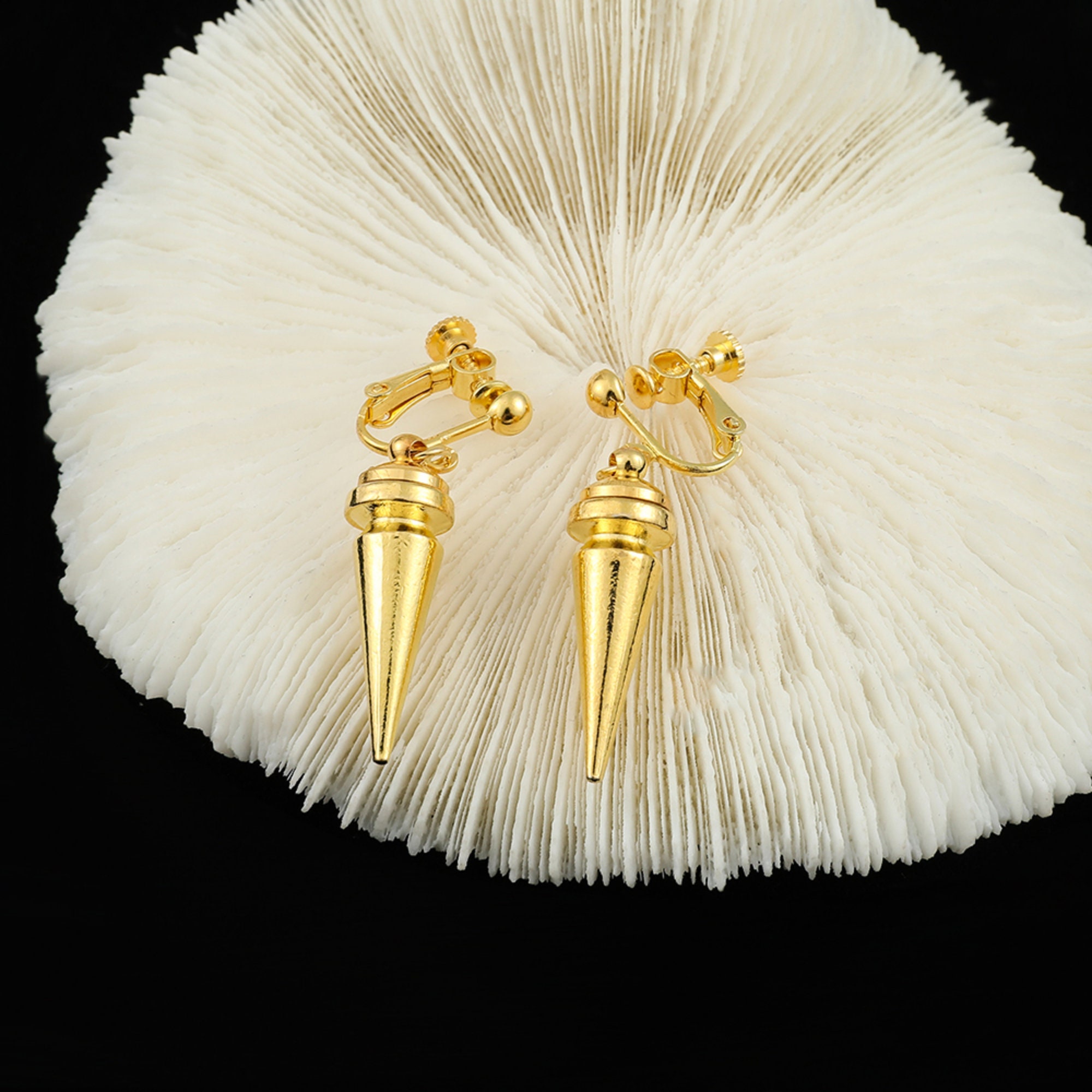 Yor Forger Earrings, Anime Earrings, Cosplay Earrings, Cosplay Pendant ...