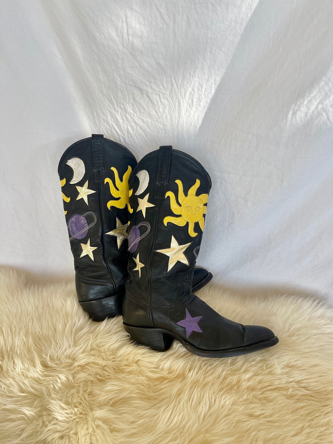 Amazing Celestial Vintage Cowboy Boots Sun Moon Stars Saturn Vintage ...