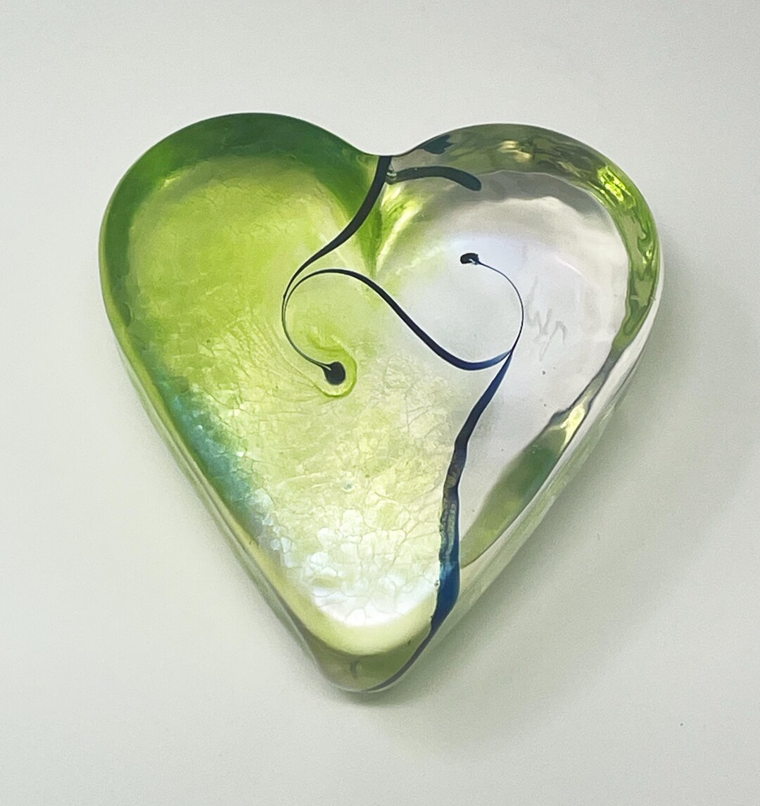 Robert Held Signed Iridescent Glass Art Heart Paperweight Lime Green ...