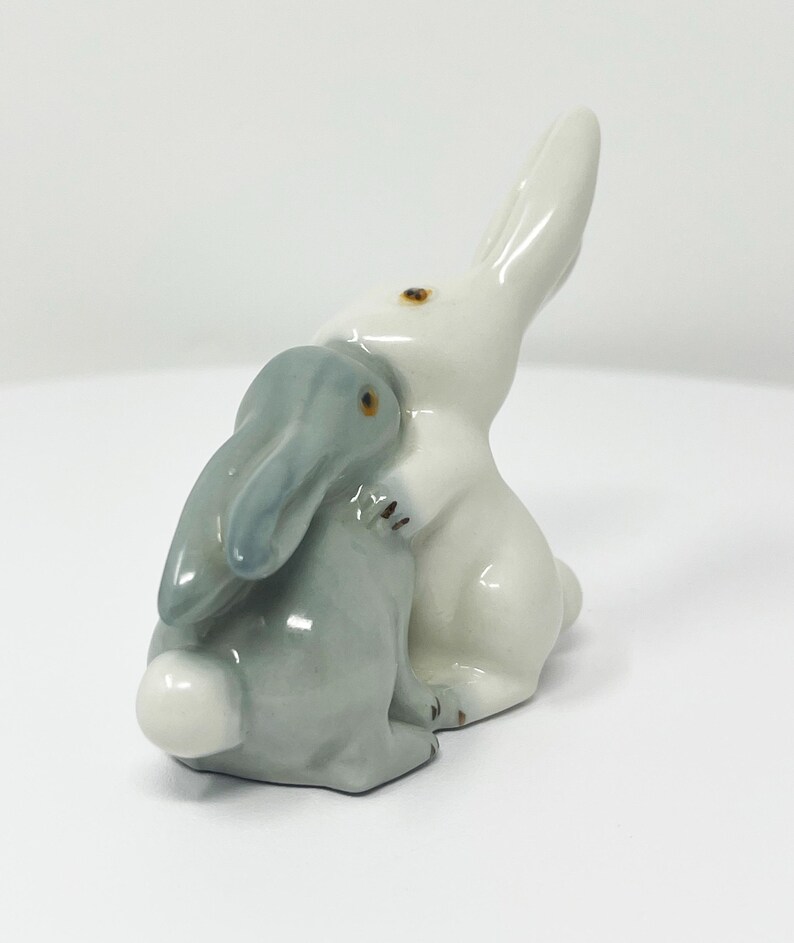 Vintage Wade England Figurine Kissing Bunnies 1940s Signed Rare ...