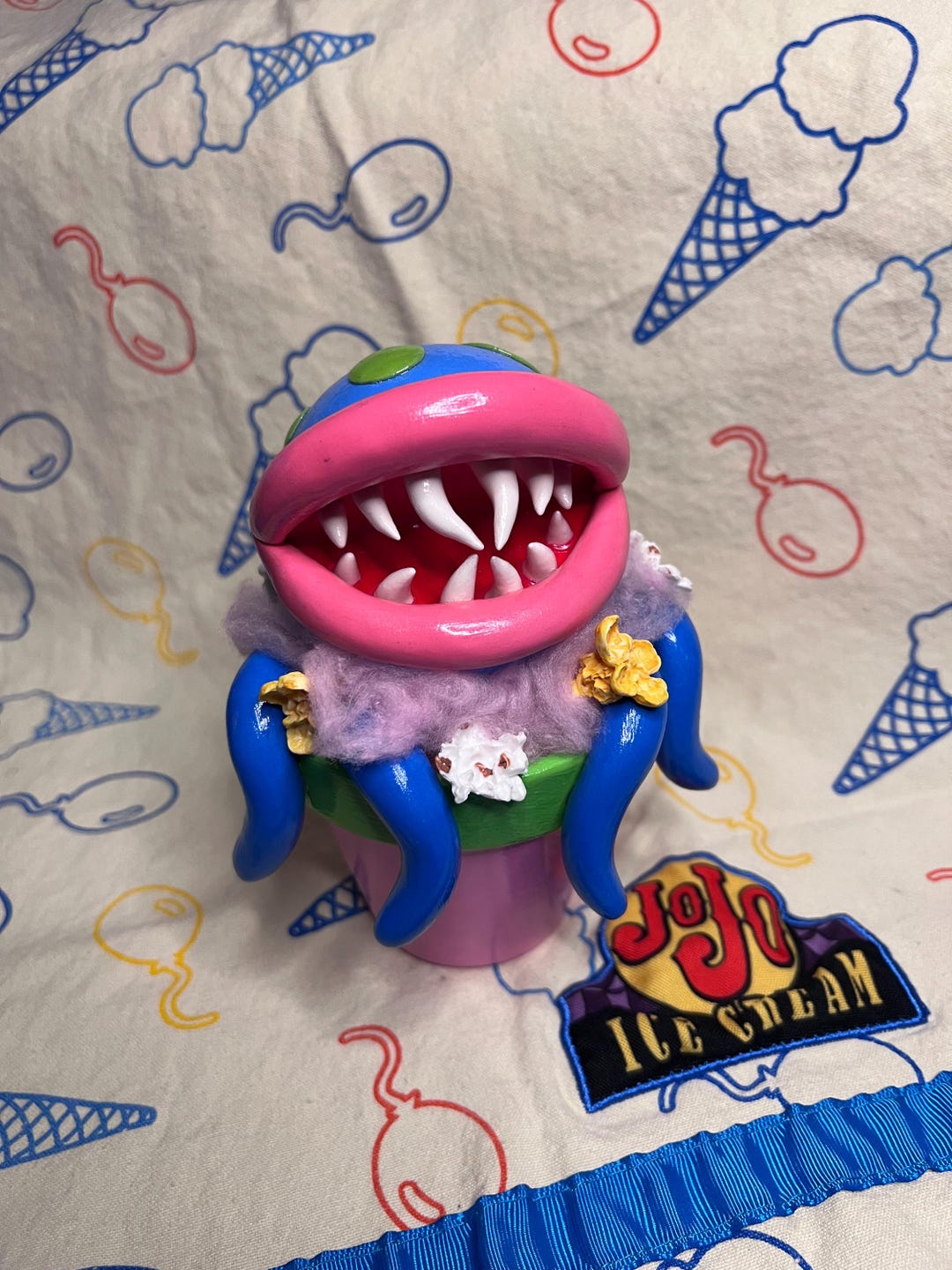 Killer Klowns Cotton Creeper | Man-eating Plant, Spooky Halloween Gift ...