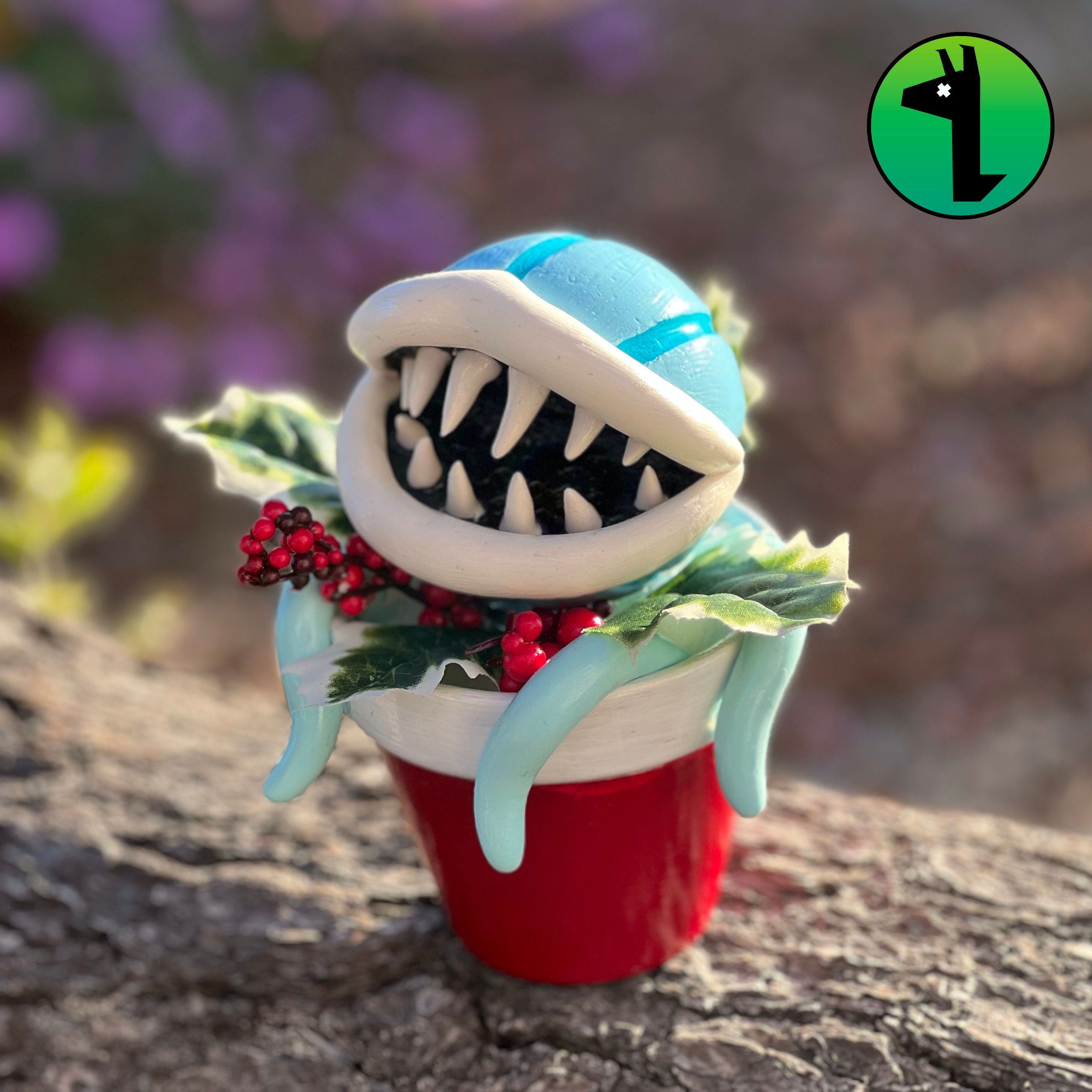 Frost Bite Horror Gourd | Man-eating Plant, Spooky Halloween Gift, Desk ...
