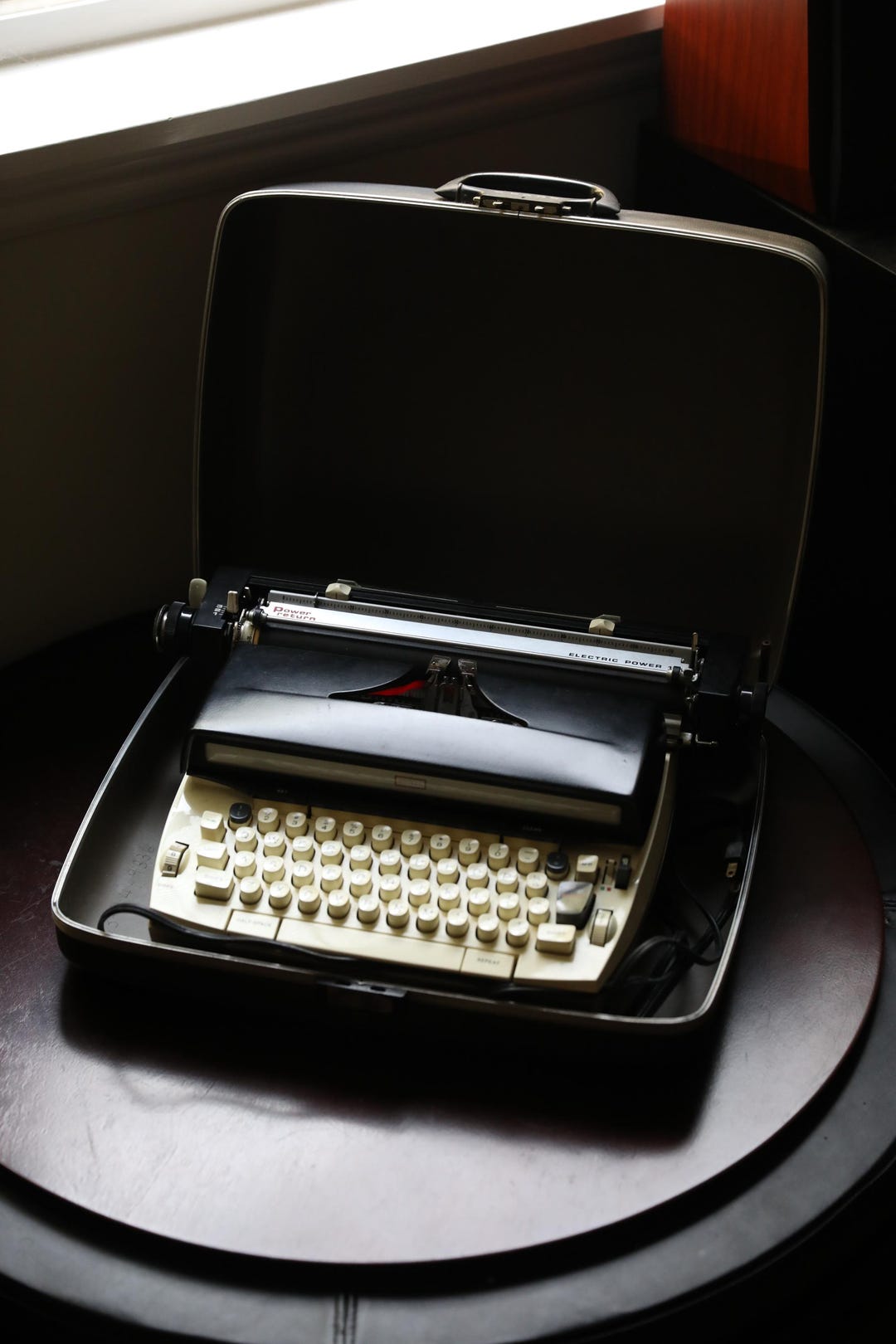 Sears Electronic Portable Typewriter - Fully Funcitonal - 1972 W ...