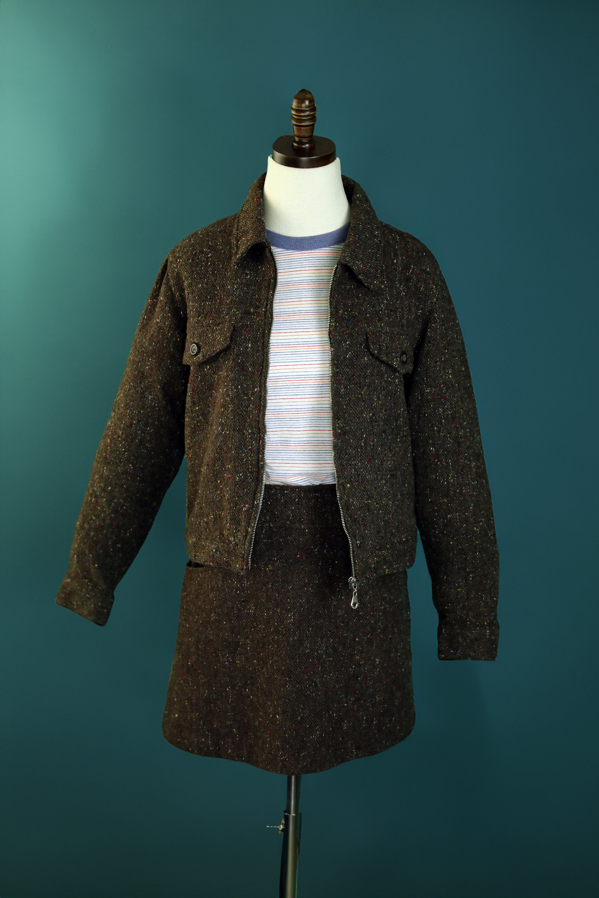Vintage Two Piece Wool Set by Express Compagnie Internationale Marque ...