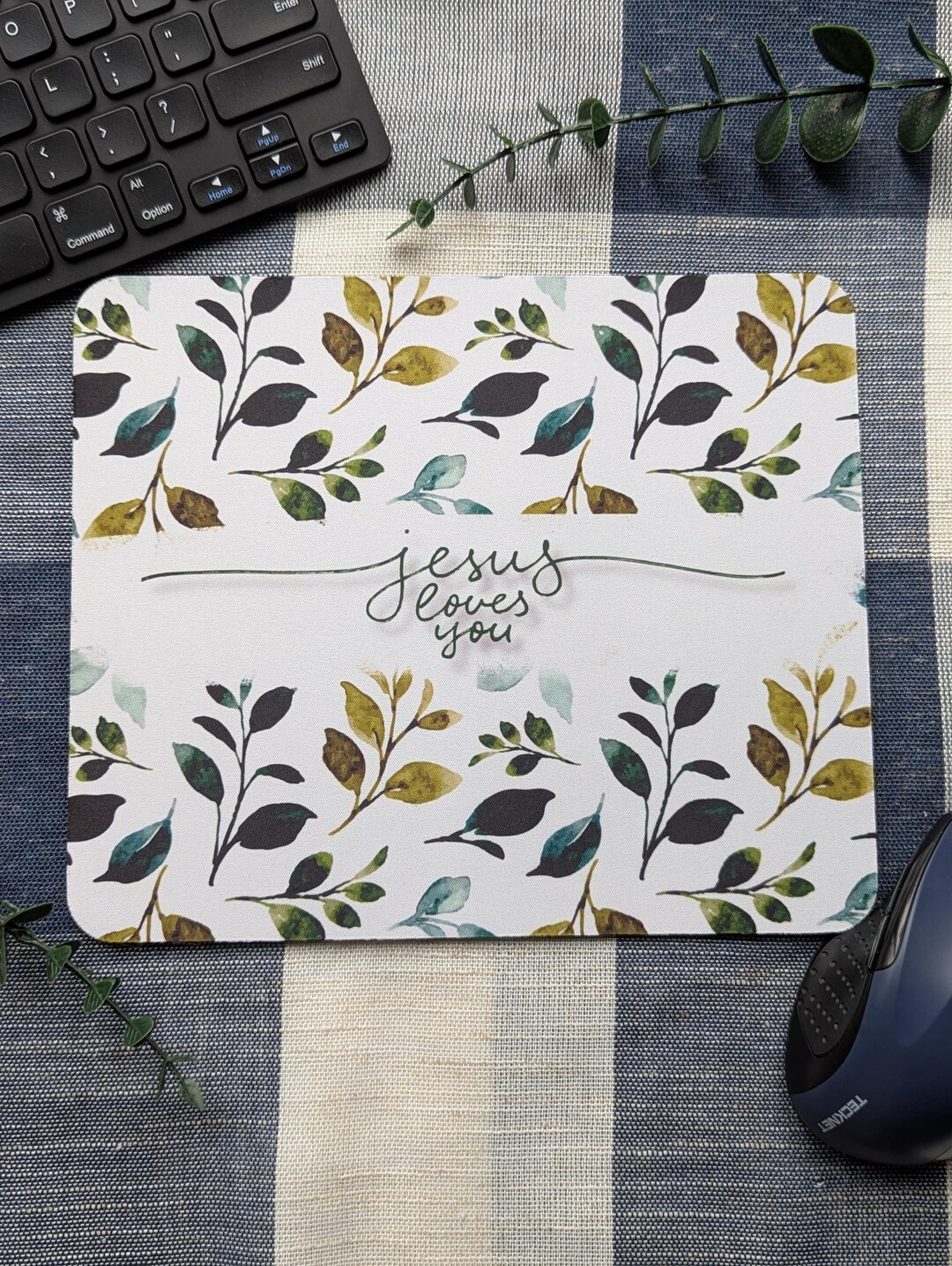 Jesus Loves You | Leafy | Floral | Gift | Christian | Faith | Mouse Pad ...