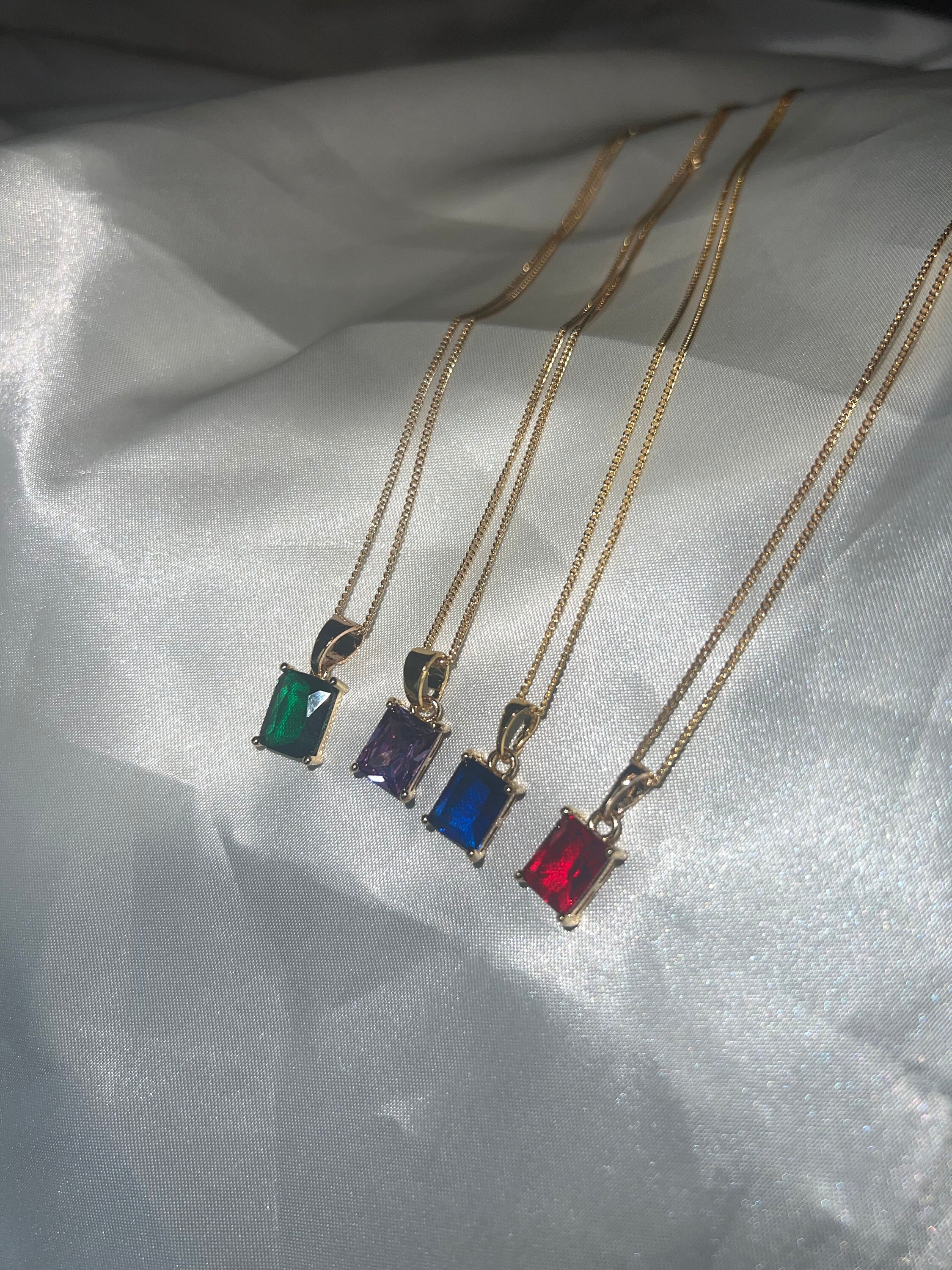 Book Boyfriend Necklace Gold Fill Crystal ACOTAR Cassian Rhysand ...