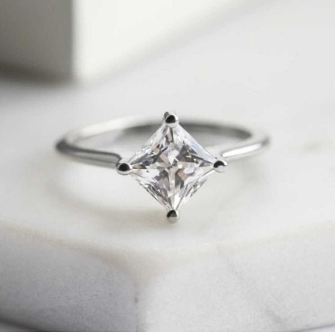 Unique Kite Setting 7MM Princess Cut Diamond Engagement Ring, Solid ...