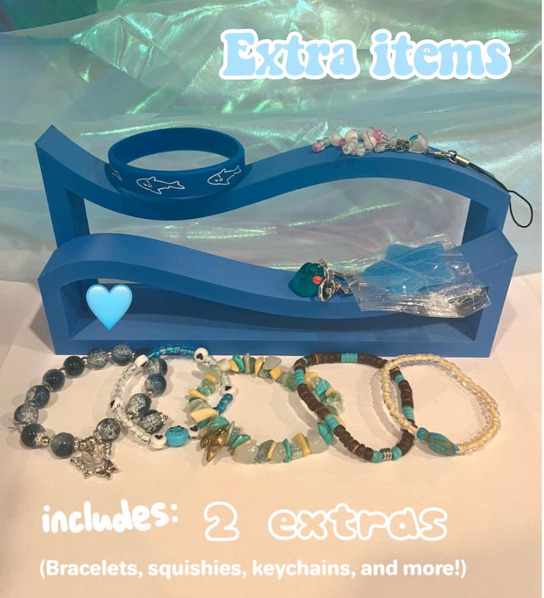 Ocean Mystery Gift Box: Sea Life Bracelets, Keychains, Stickers ...