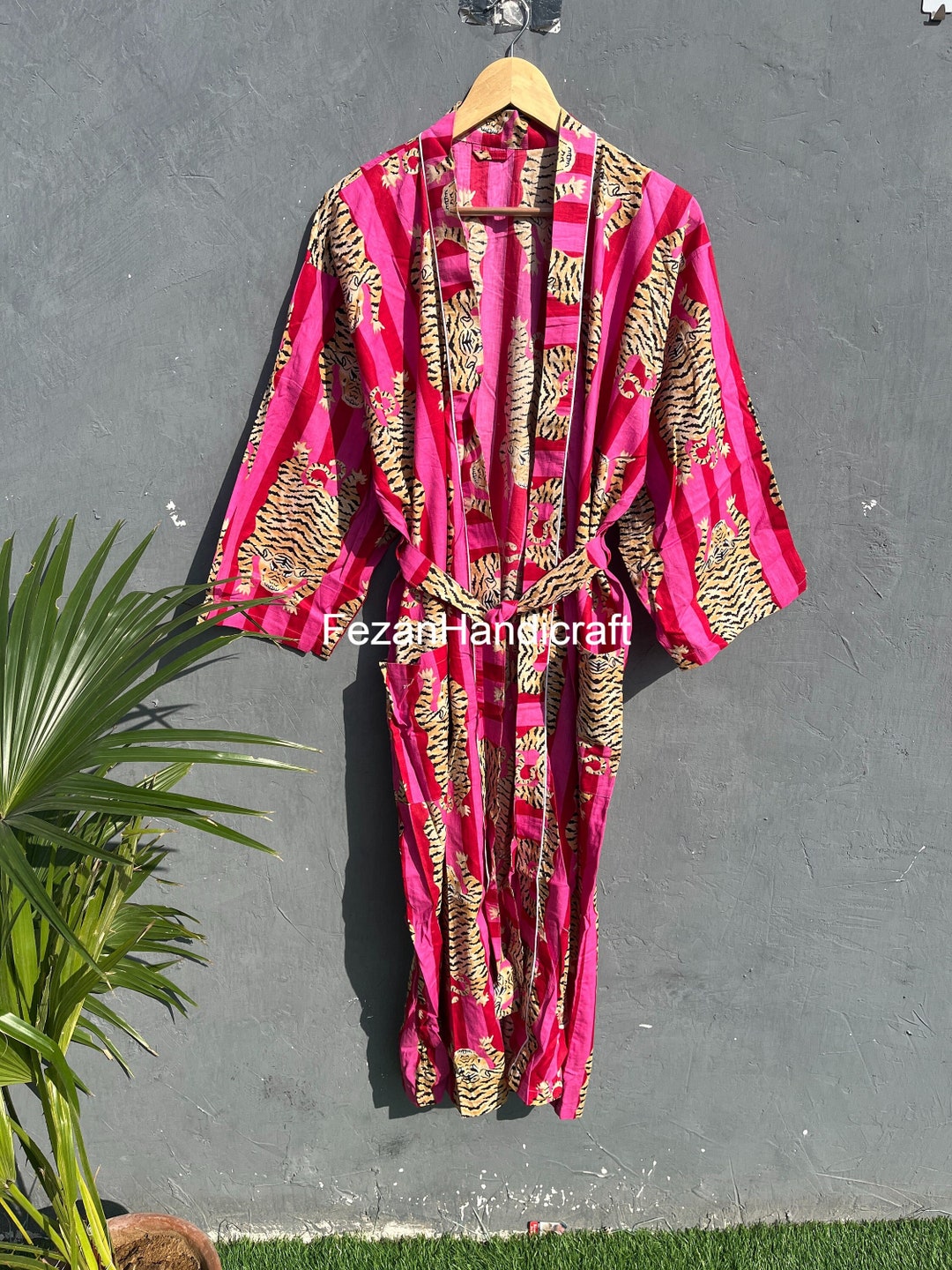 Cotton Beautiful Pink Color Tiger Print Robe, Indian Style Tiger With ...