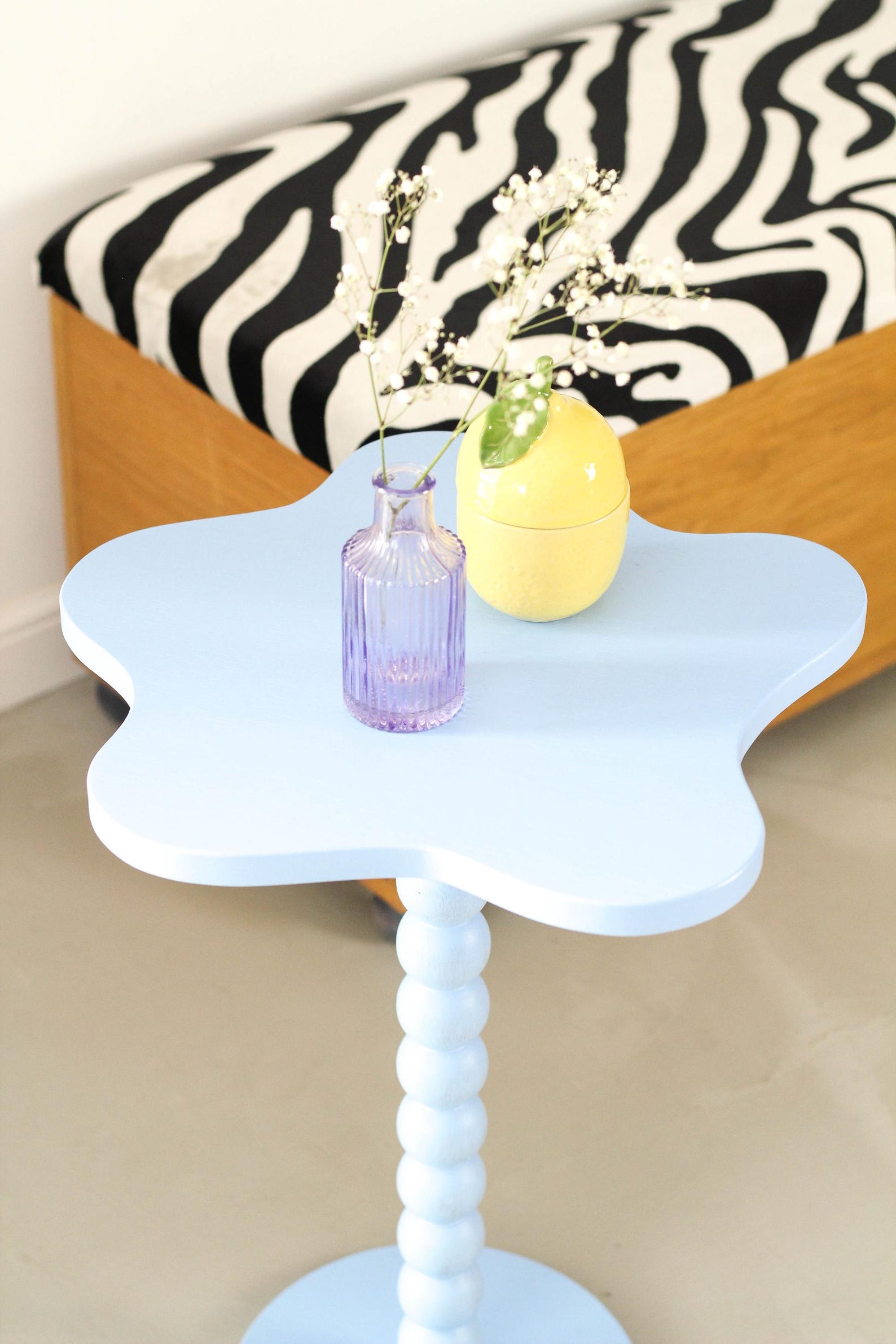 Lacquered Table, With Wavy Oval Shape, Side Table on One Leg, Color ...