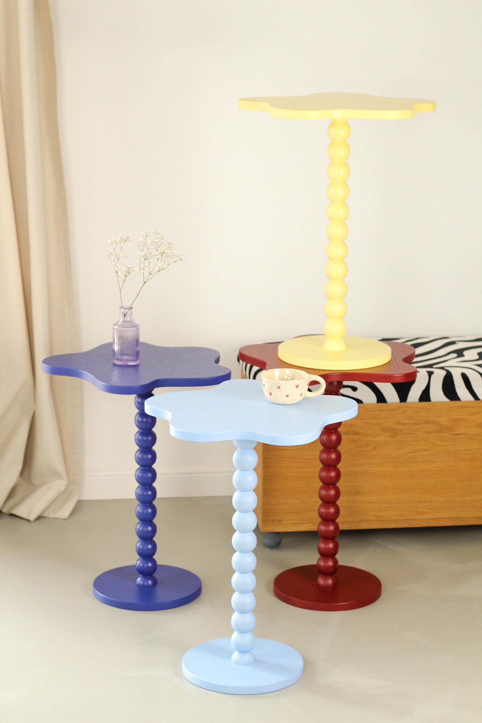 Lacquered Table, With Wavy Oval Shape, Side Table on One Leg, Color ...
