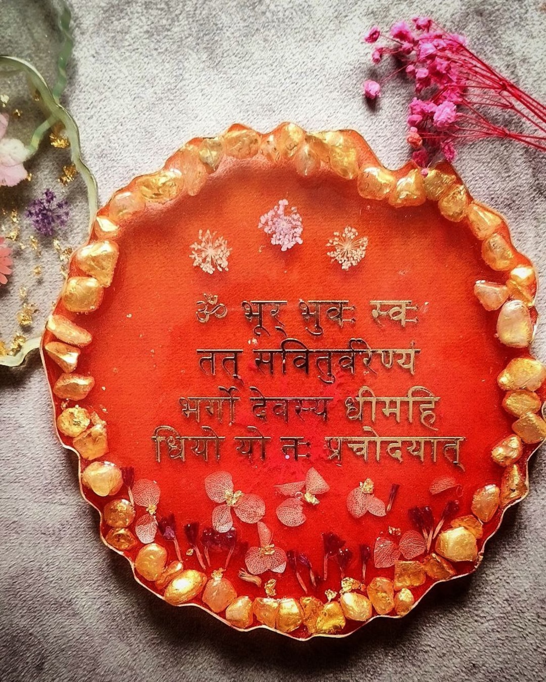 Resin Mantra Frame | Religious Frame | Mantra Frame With Stand ...