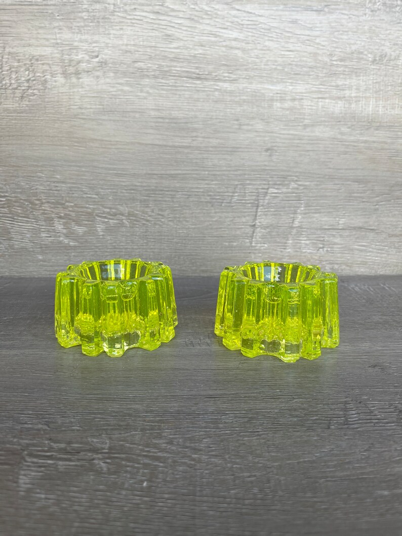 URANIUM GLASS Green 1940's-50's Piano Castor/insulator, Collectible ...