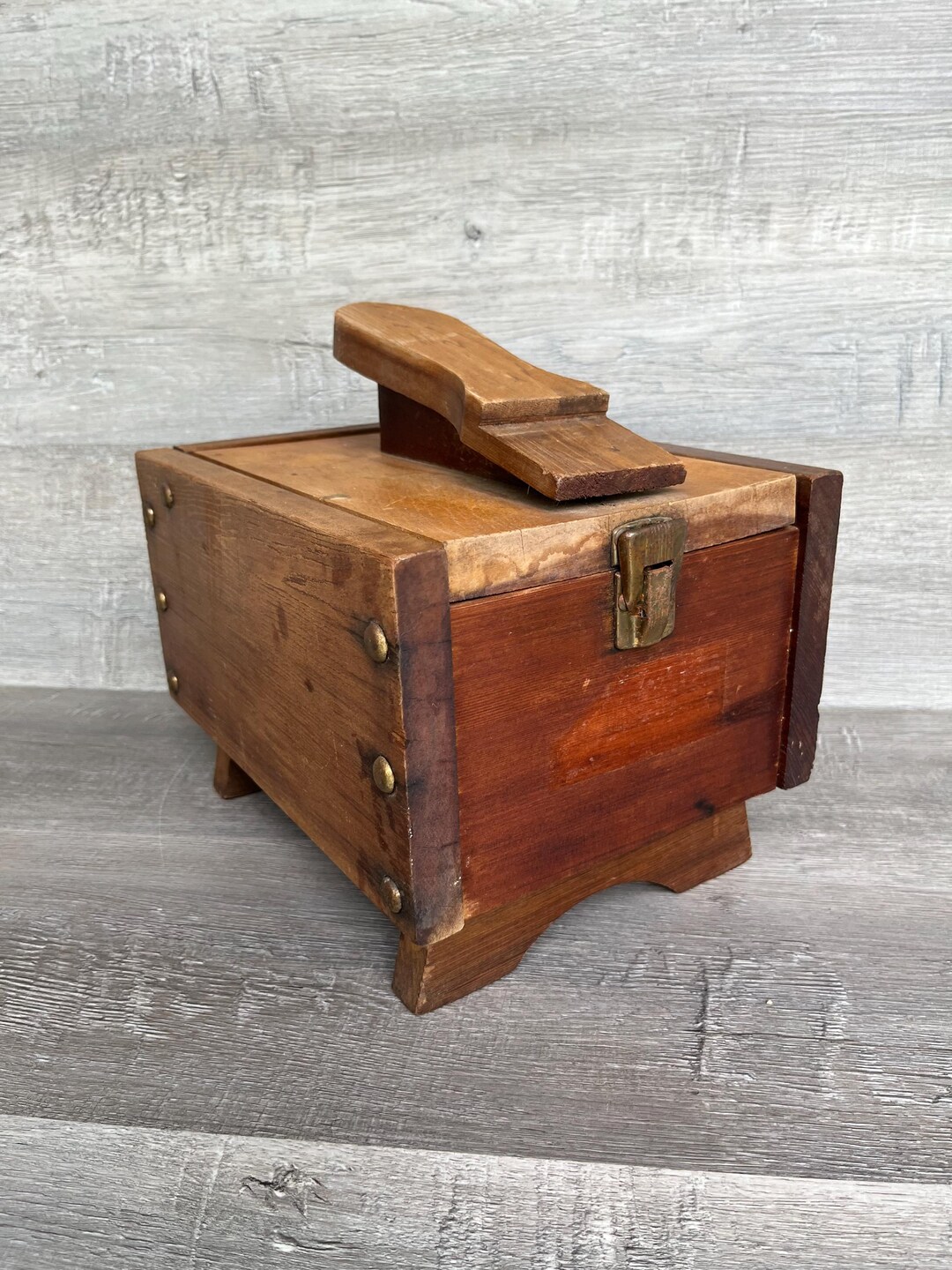 WOOD SHOESHINE BOX, Vintage Wooden Shoe Shine Box, Rustic Dark Wood ...