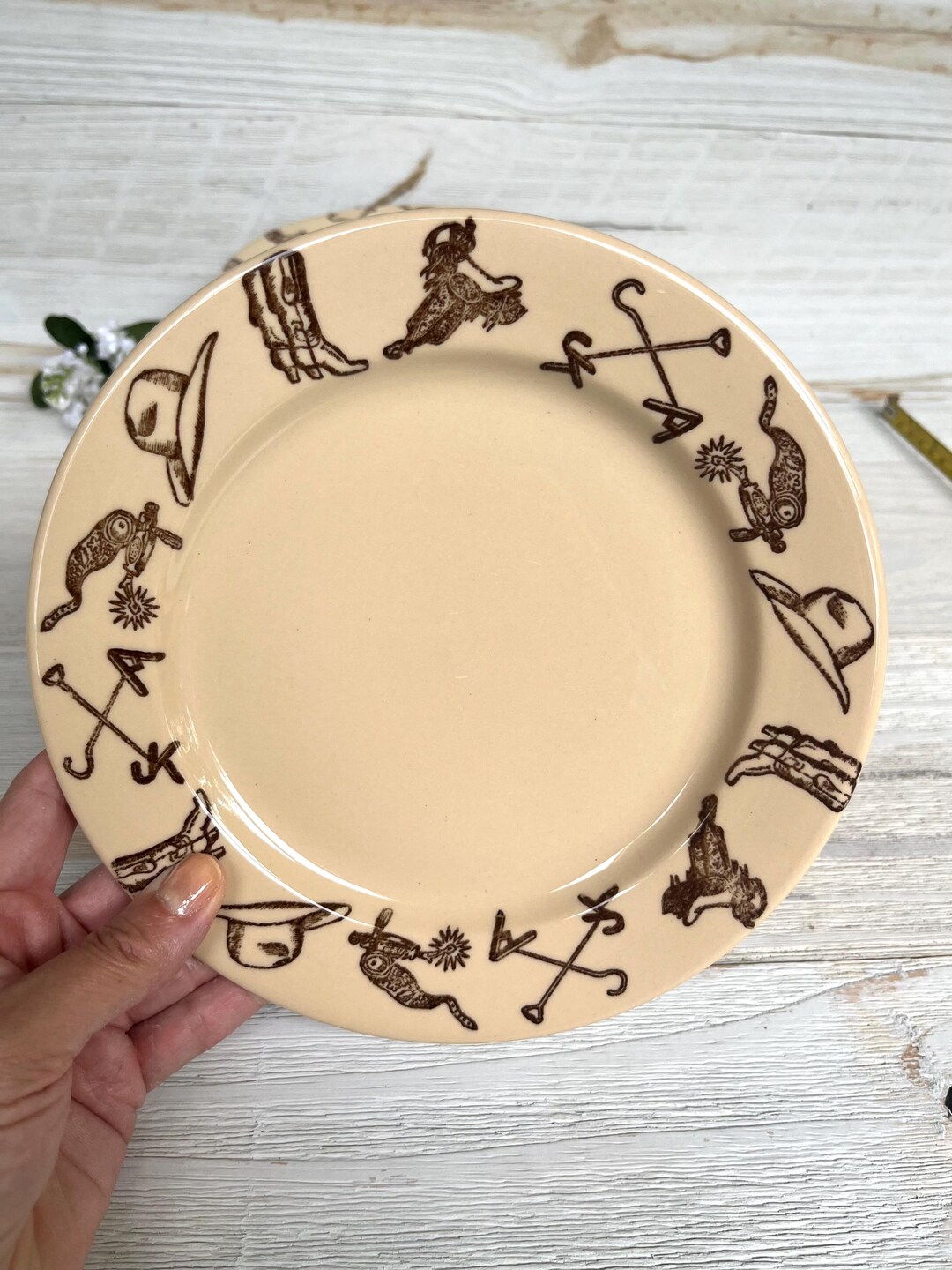 CARIBE PUERTO RICO Western Theme Restaurant Ware Plates, Sold ...