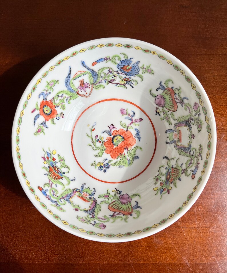 JAPANESE PORCELAIN WARE Hand Painted in Hong Kong, 6 Inch Wide, 3 Inch ...