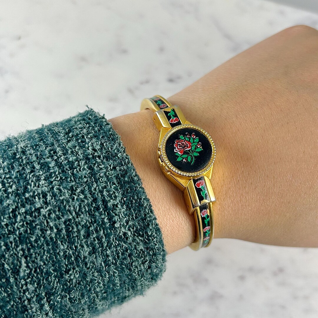 Gold Tone Peek-a-boo Vintage Womens Watch, Black With Flower Detailing ...