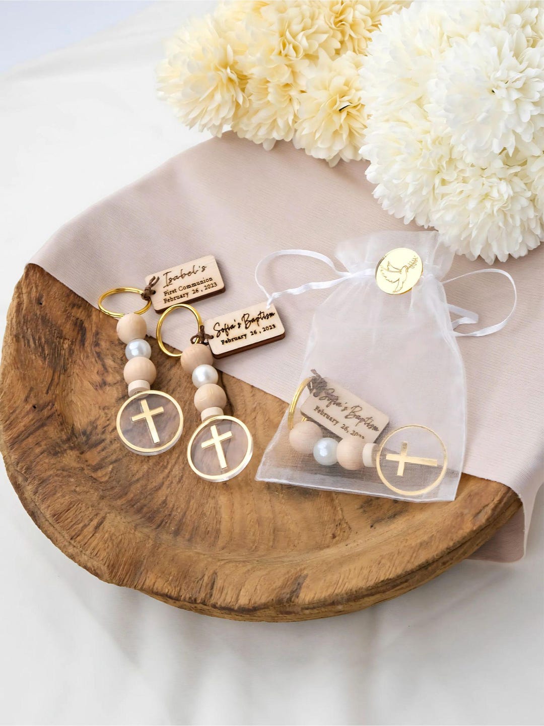 Personalized Cross Keychain Favors – Baptism, First Communion ...