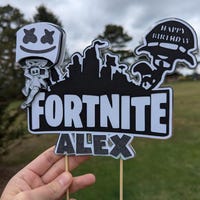 Fortnight Cake Topper - Etsy