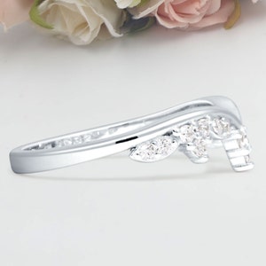 Contour Chevron V Shape Bridal Band Women Ring Cubic Zirconia Wedding ...