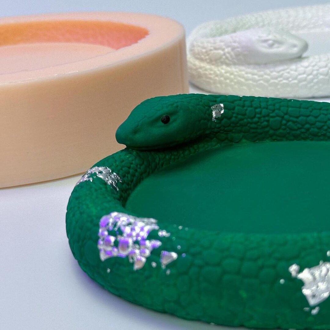 Snake Silicone Mold Stand, Symbol 2025 Year Mold, Silicone Mold Snake ...