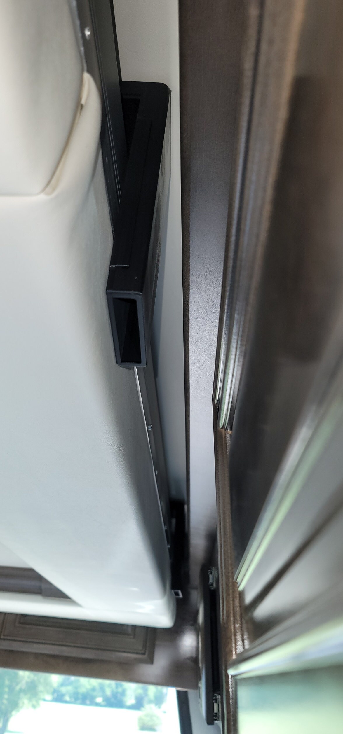 RV Hide-a-bed (euro-lift) A/c Vent Deflector Fleetwood Discovery ...