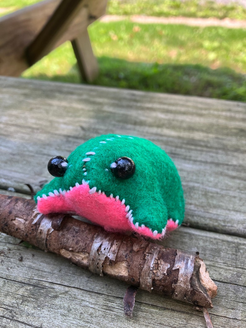Felt Frog - Etsy
