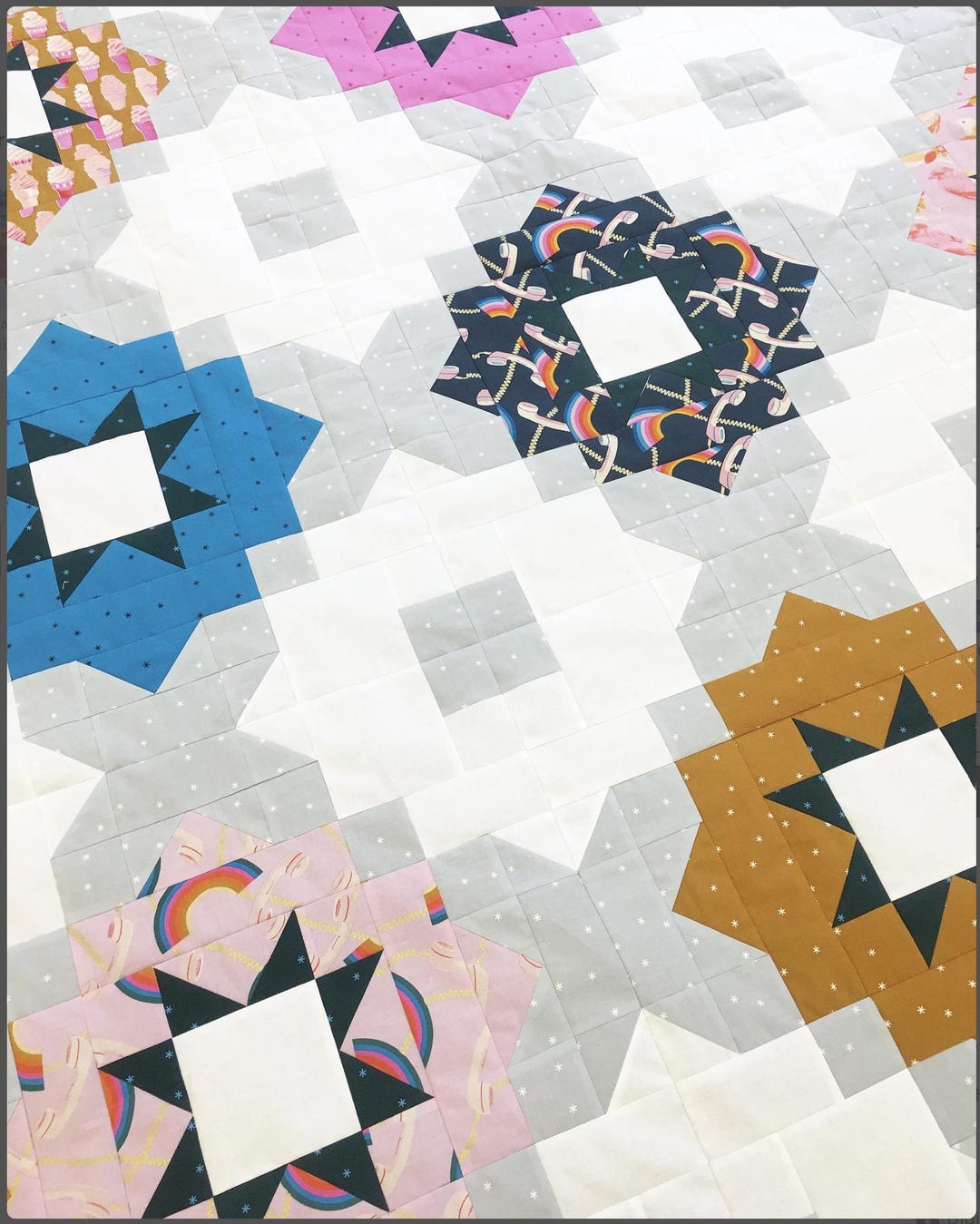 Vintage Tiles Quilt Pattern/lou Orth Designs/ /FAT QUARTER FRIENDLY ...
