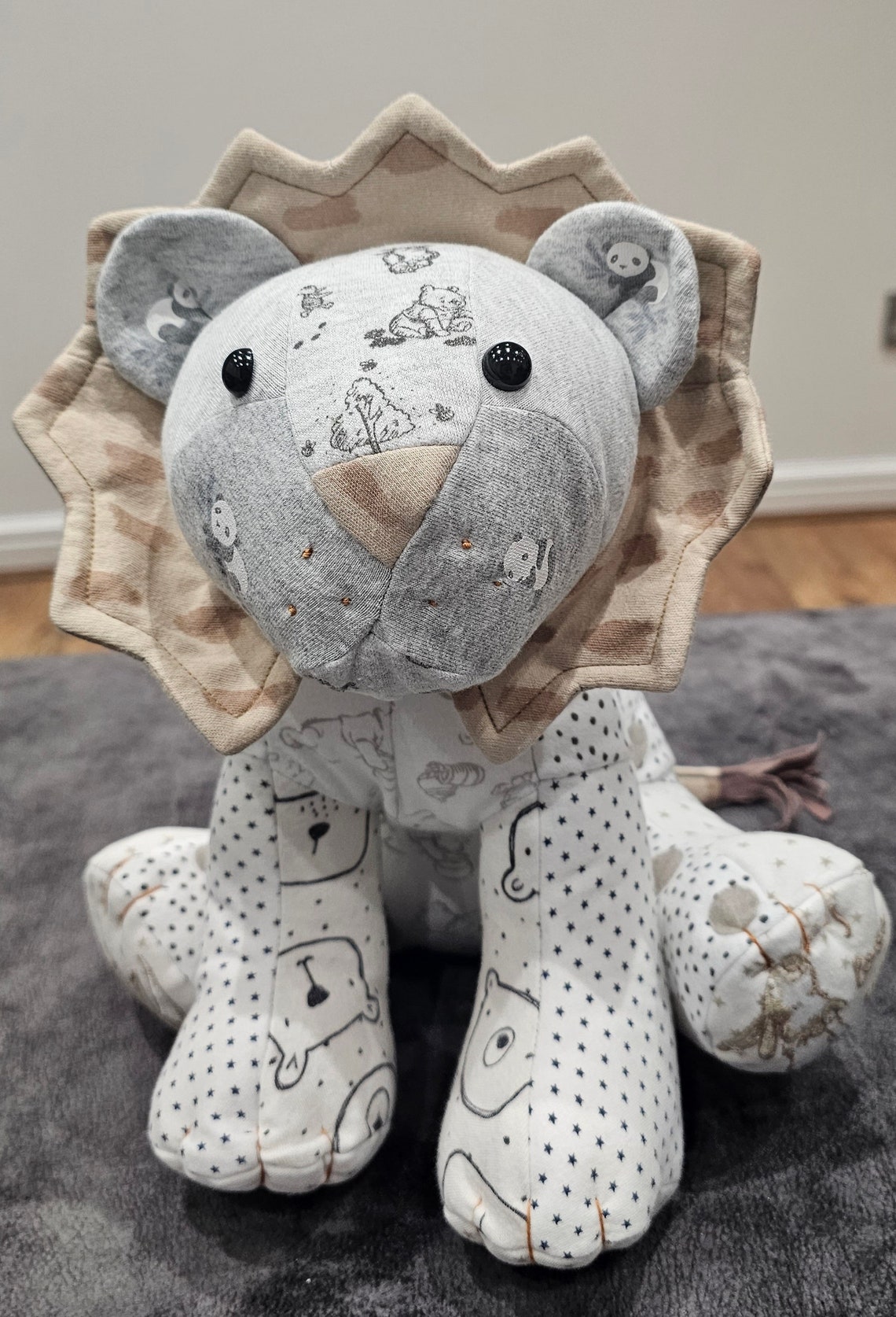 Memory Lion - Etsy
