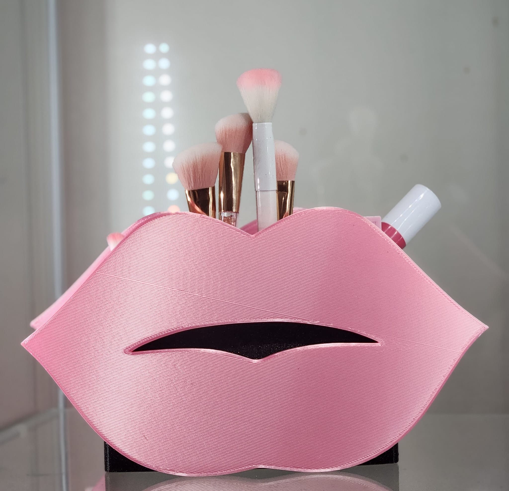 Kiss Makeup Organizer 3D Printed - Etsy
