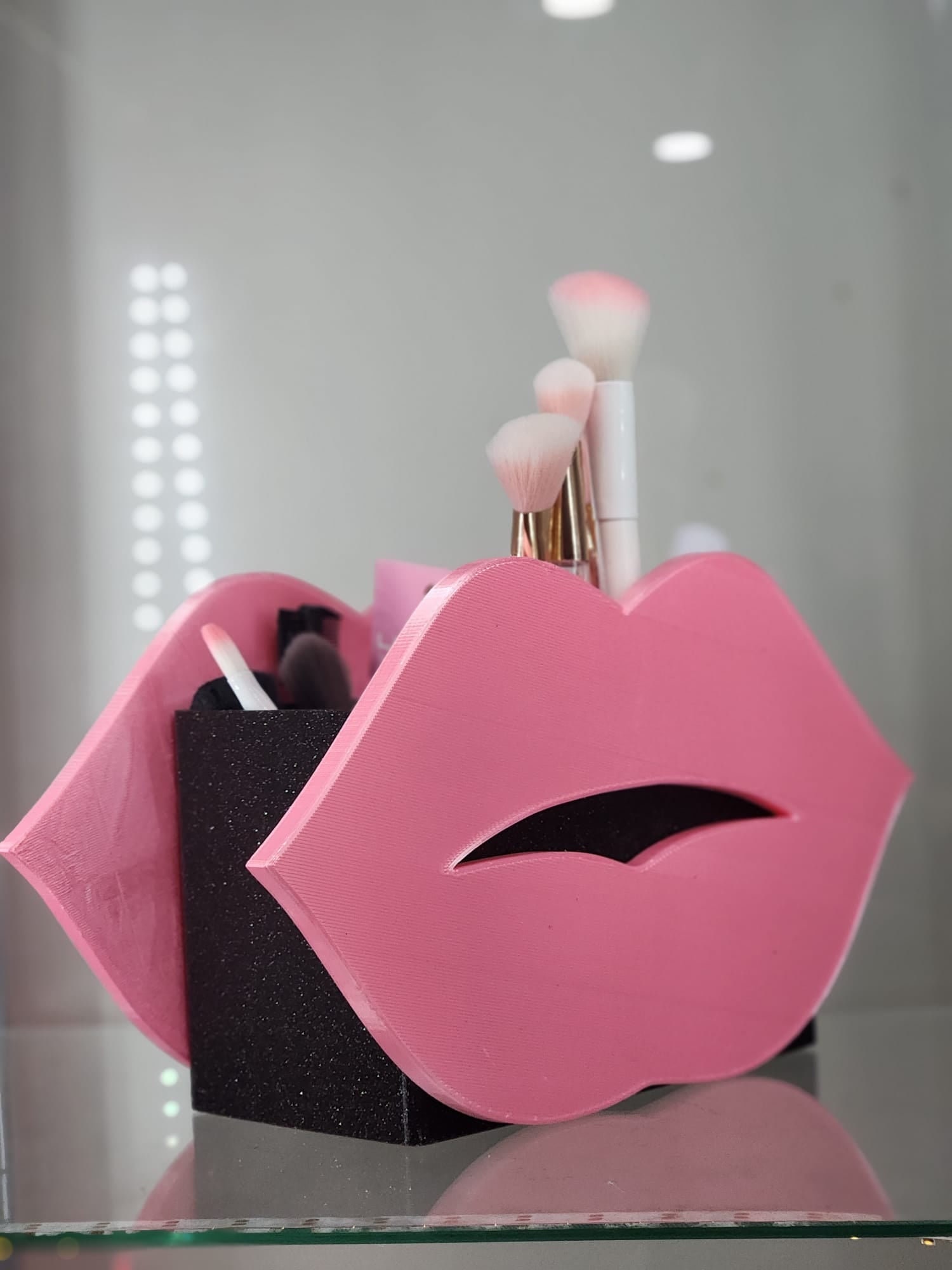 Kiss Makeup Organizer 3D Printed - Etsy