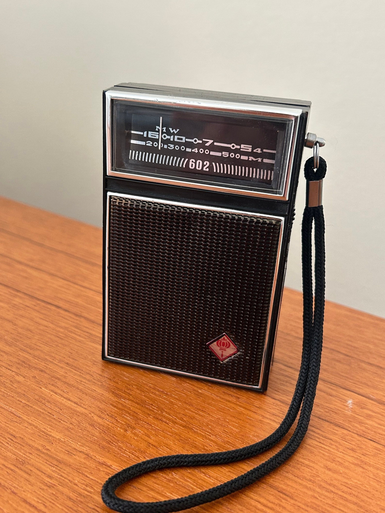 Vintage 1980s Chinese Transistor Radio. - Etsy