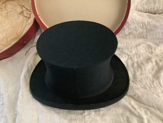Vintage Magician or Opera Collapsible Hat - Gem