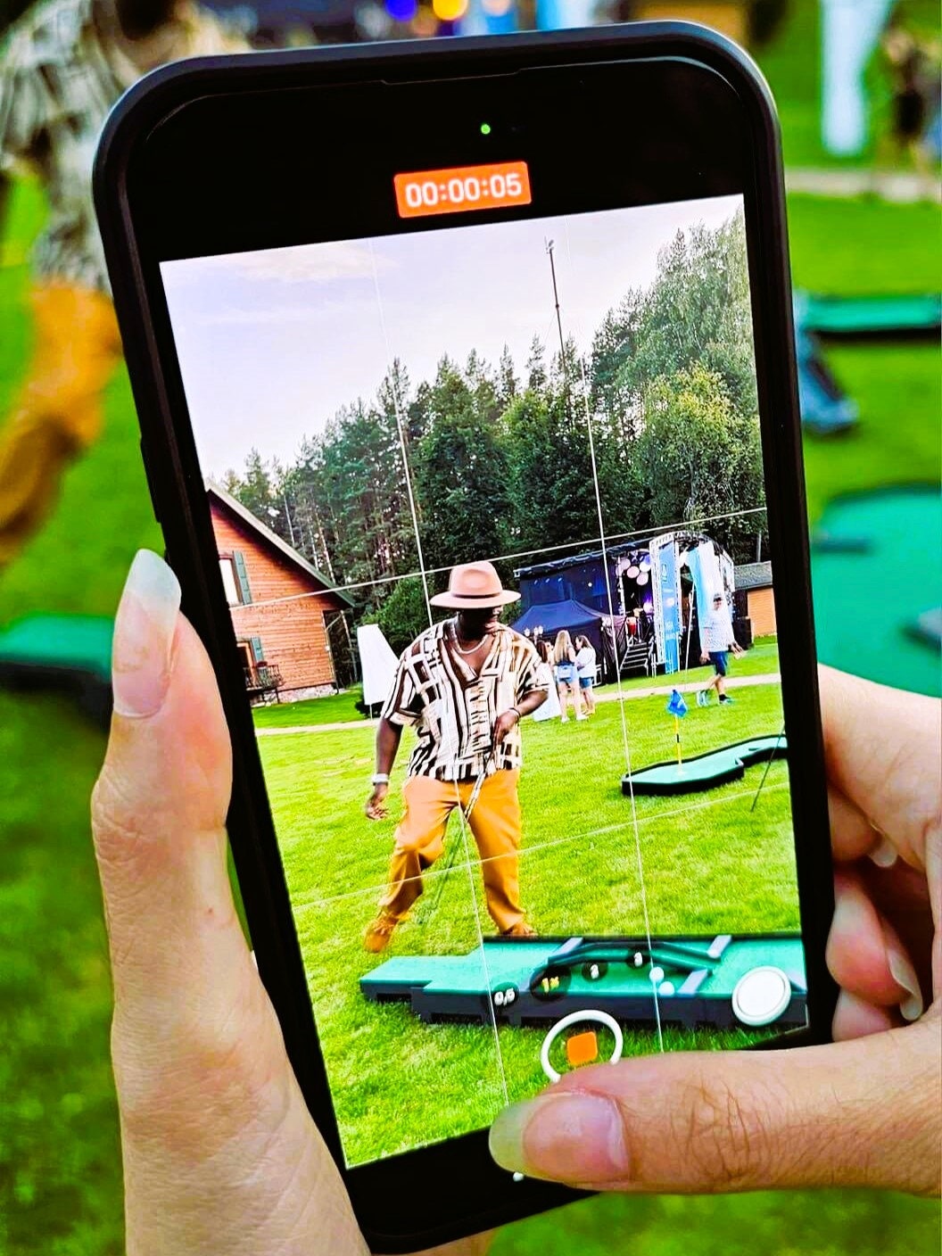 Team Building Activities for Work, Mini Golf Group Activity, Office ...