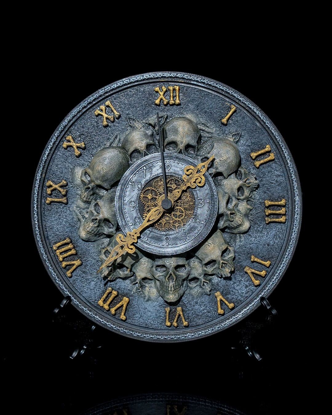 Timeless Skull Clock - Etsy