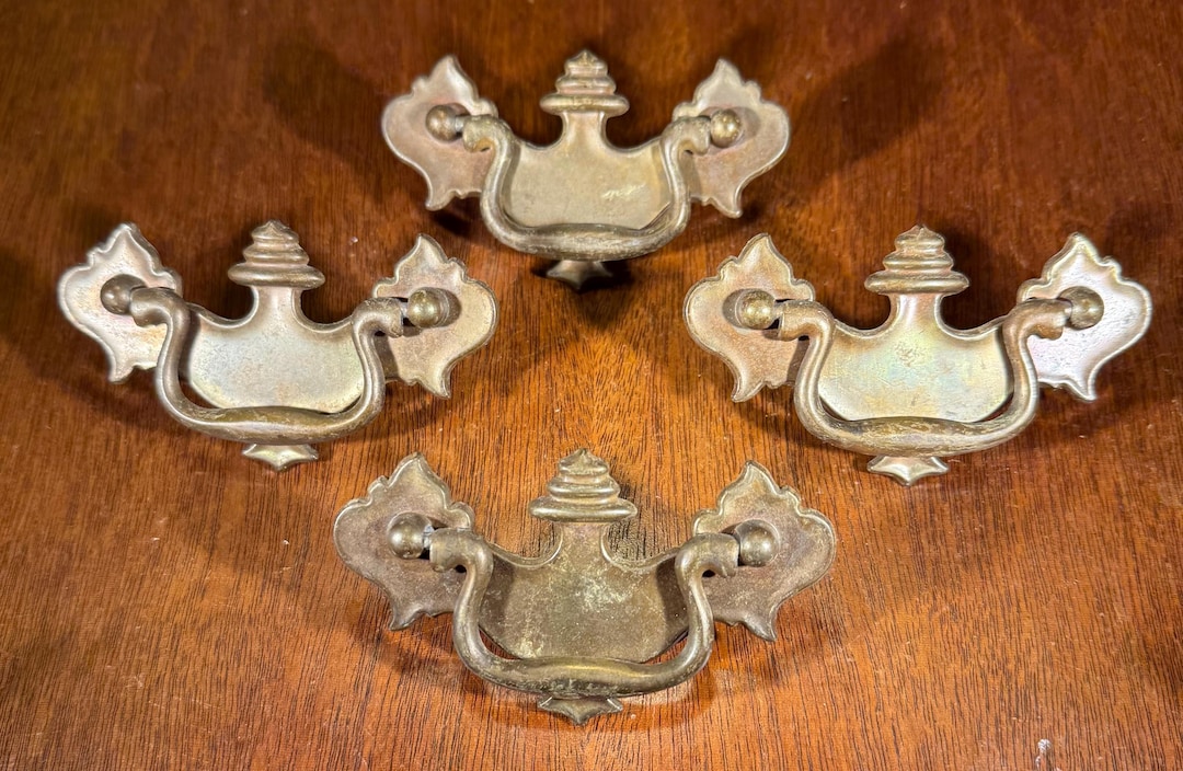 Early American Drawer Pulls With 2.5" Centers Set of 4 - Etsy