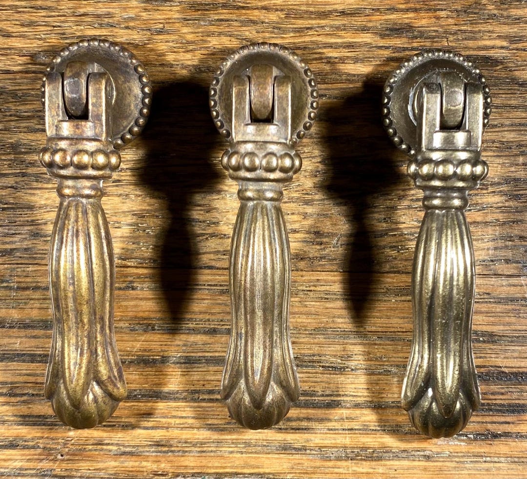 Tassel Teardrop Pulls by QCL Die Cast Brass Lot of 3 NOS - Etsy