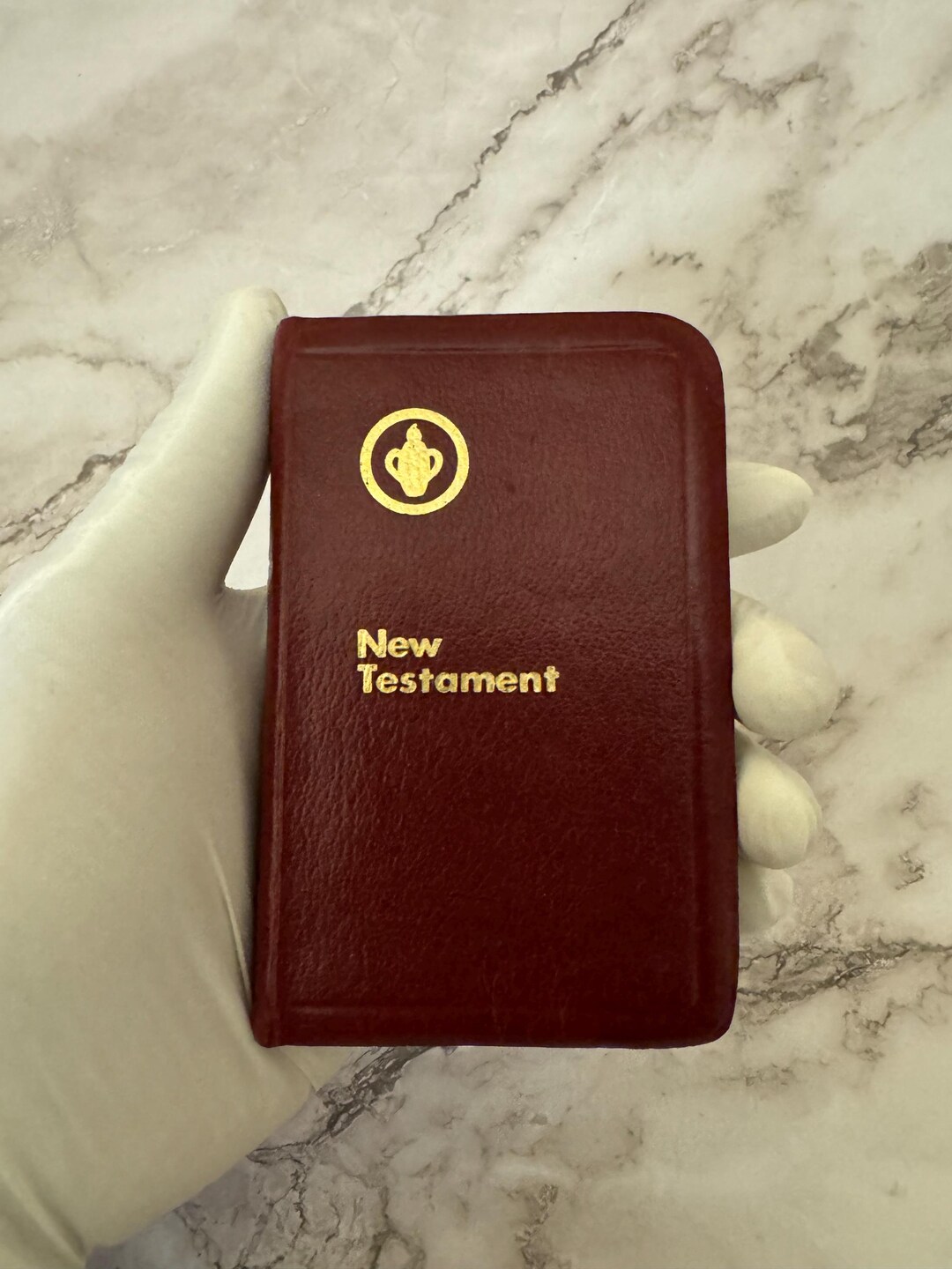 Vintage 1977 Gideons New Testament Bible (NIV) – Small Pocket Edition ...