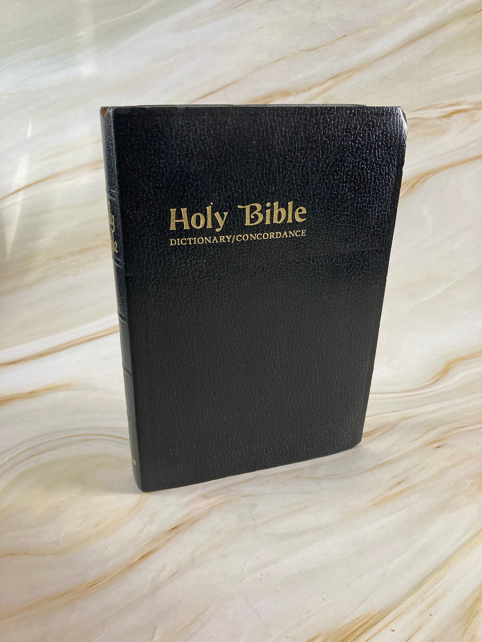 Holy Bible Dictionary Concordance Kjv Black Cover - (x171) - Etsy