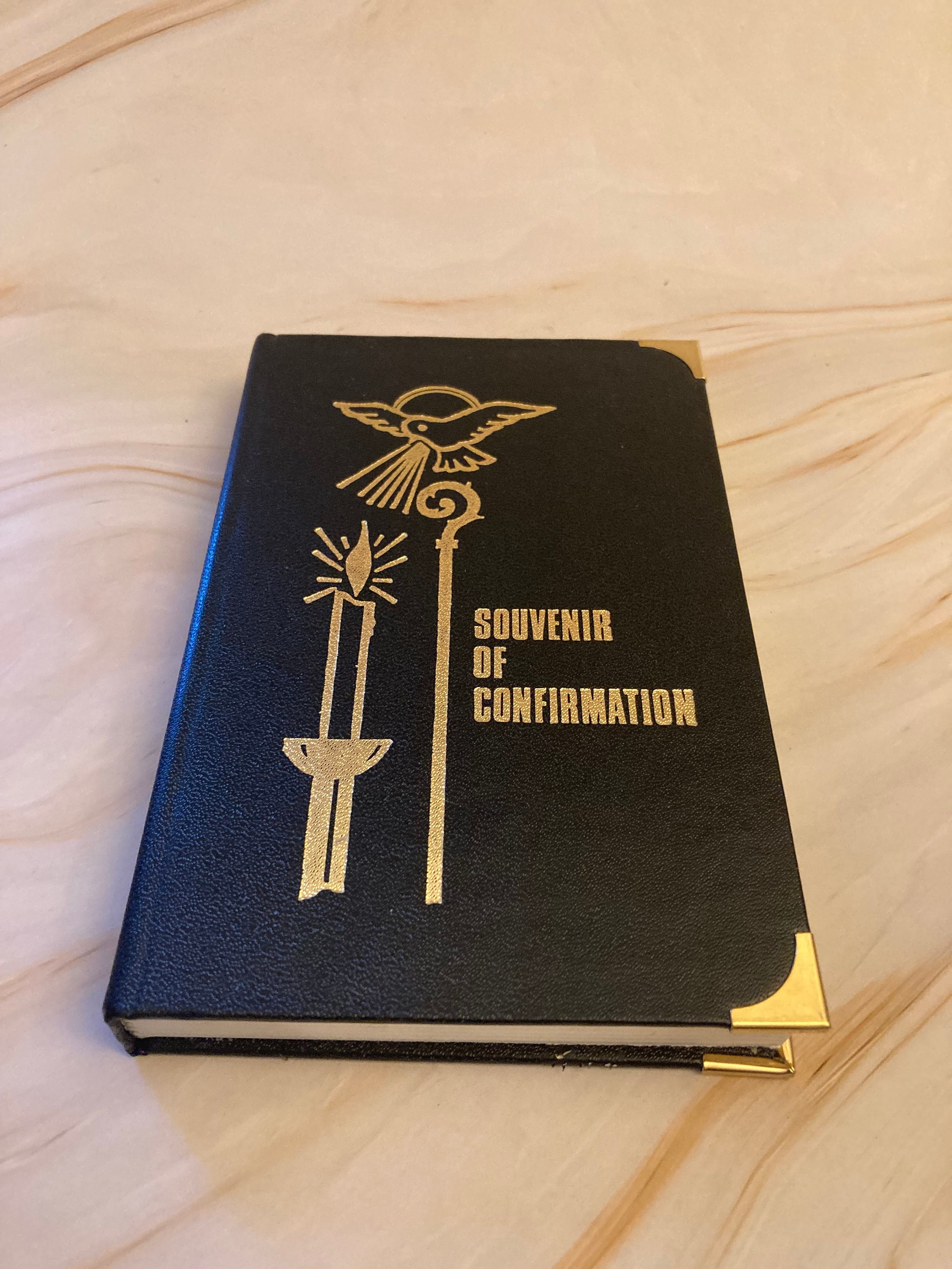 Souvenir of Confirmation Book a Sunday Missal and Prayer Book 1982 ref ...
