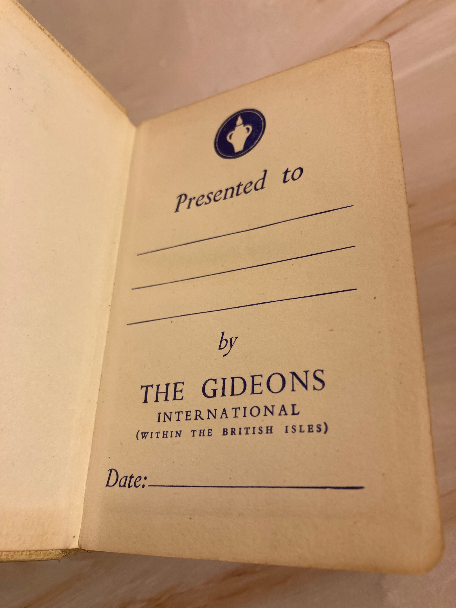 Vintage Gideon Nurse Pocket Bible New Testament and Psalms - (ref X264 ...