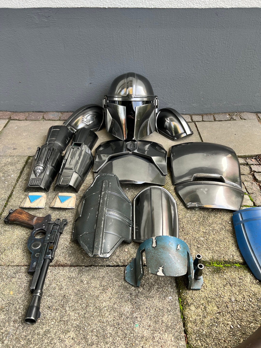 The Mandalorian Din Djarin Beskar Armor - Etsy Canada